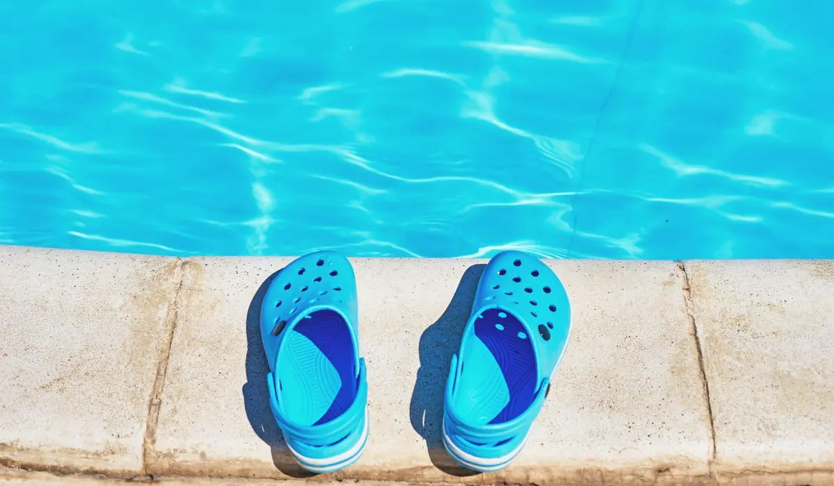 Crocs: De “chancla” cómoda a ícono de la moda moderna